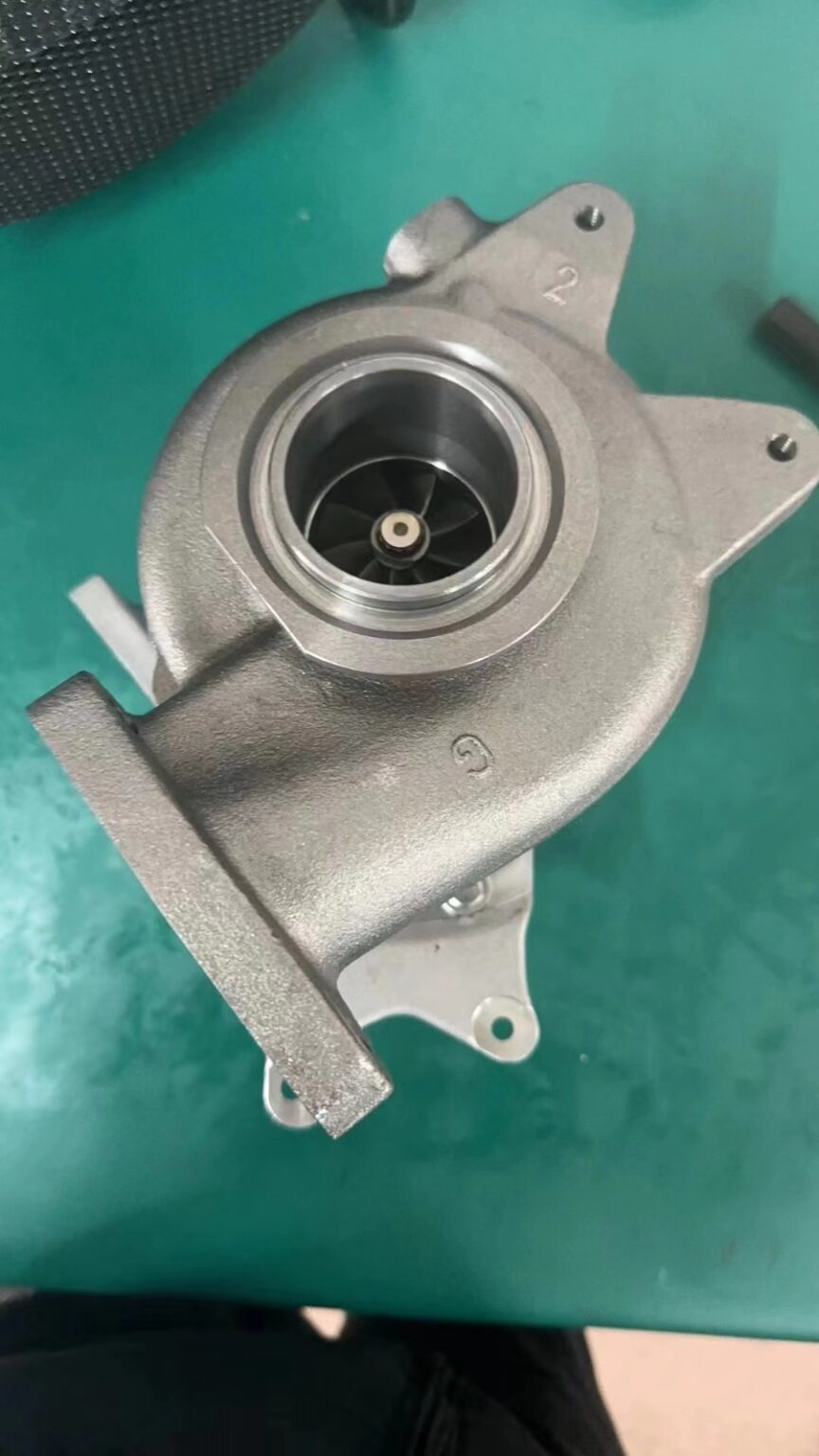 Turbocharger CT16V 17201-11120, 1720111120 For Toyota Hilux 1GD 2.8T ...